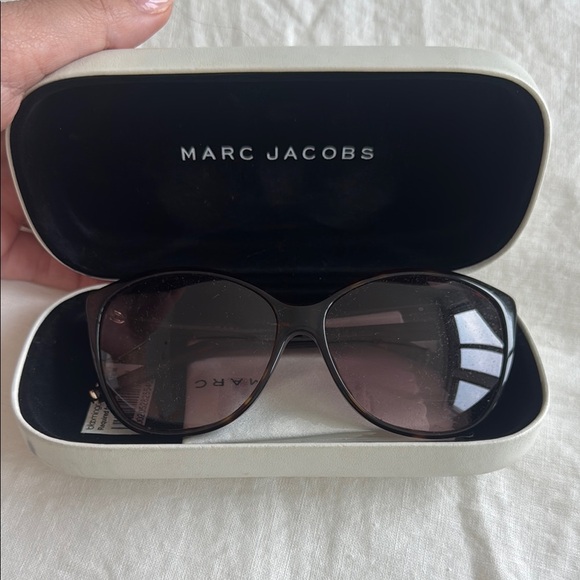 Marc Jacobs | Accessories | Marc Jacobs Black Designer Sunglasses With ...